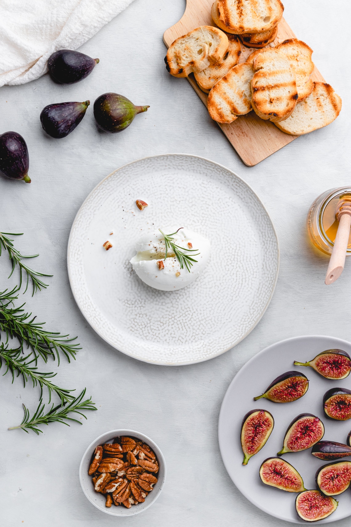 Fig & Burrata Appetizer • Wanderlust and Wellness